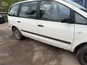 White Volkswagen Sharan 2002 in Prienai, with an engine capacity of 1.90 L and mileage of 225 thousand km for 599 €, photo 6 on AUTOMOTO.COM.LV