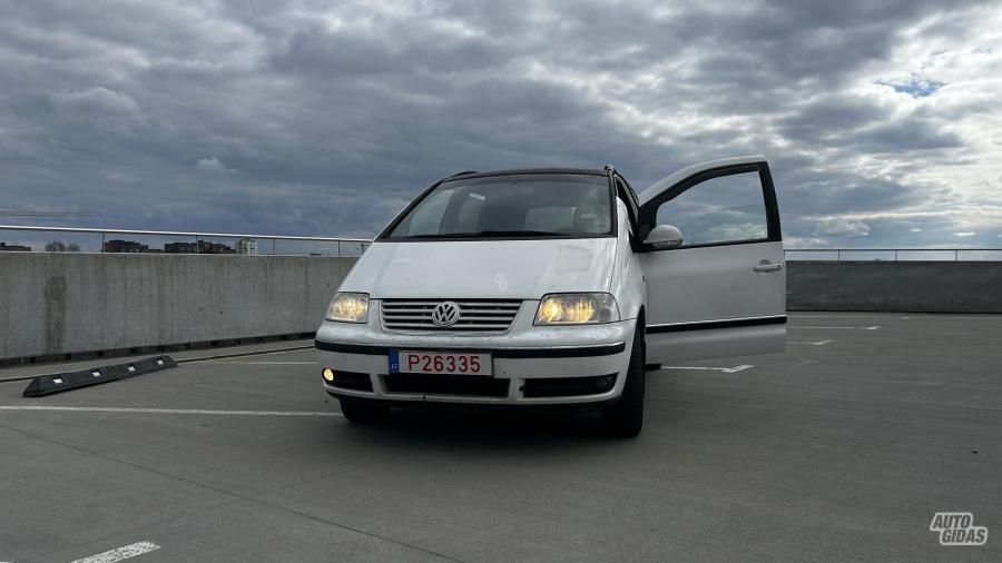 Balts Volkswagen Sharan 2008 Viļņa, ar dzinēja tilpumu 2.80 L un nobraukumu 422 tūkst. km par 870 €, foto 24 vietnē AUTOMOTO.COM.LV