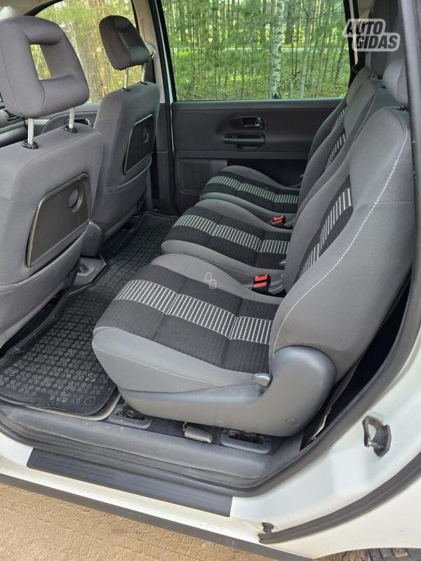 Balts Volkswagen Sharan 2010 Varėna, ar dzinēja tilpumu 2.00 L un nobraukumu 298 tūkst. km par 4000 €, foto 8 vietnē AUTOMOTO.COM.LV