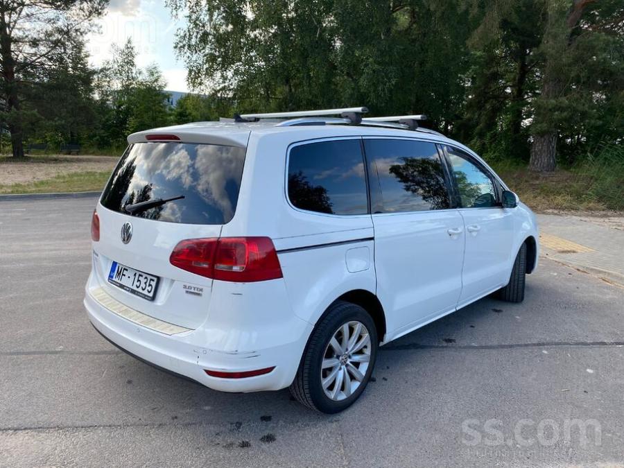 Balts Volkswagen Sharan 2011 Rīga, ar dzinēja tilpumu 2.00 L un nobraukumu 388 tūkst. km par 5100 €, foto 2 vietnē AUTOMOTO.COM.LV