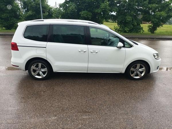 Balts Volkswagen Sharan 2011 Tauragė, ar dzinēja tilpumu 1.97 L un nobraukumu 340 tūkst. km par 4800 €, foto 3 vietnē AUTOMOTO.COM.LV