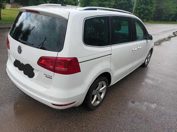 Balts Volkswagen Sharan 2011 Tauragė, ar dzinēja tilpumu 1.97 L un nobraukumu 340 tūkst. km par 4800 €, foto 4 vietnē AUTOMOTO.COM.LV