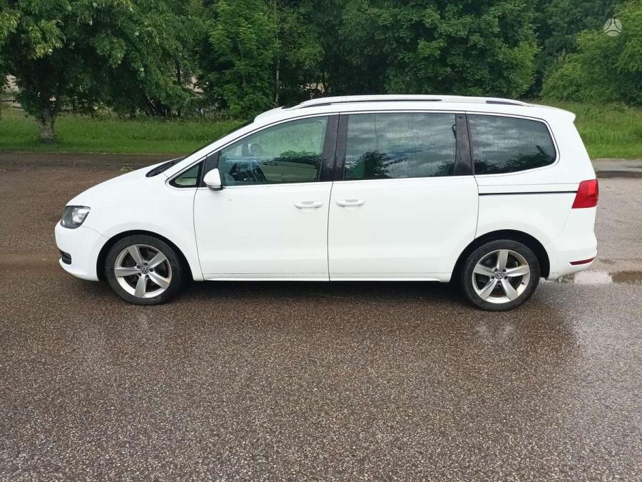 Balts Volkswagen Sharan 2011 Tauragė, ar dzinēja tilpumu 1.97 L un nobraukumu 340 tūkst. km par 4800 €, foto 7 vietnē AUTOMOTO.COM.LV