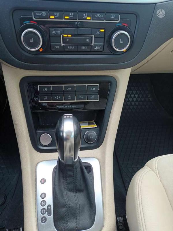 Balts Volkswagen Sharan 2011 Tauragė, ar dzinēja tilpumu 1.97 L un nobraukumu 340 tūkst. km par 4800 €, foto 9 vietnē AUTOMOTO.COM.LV