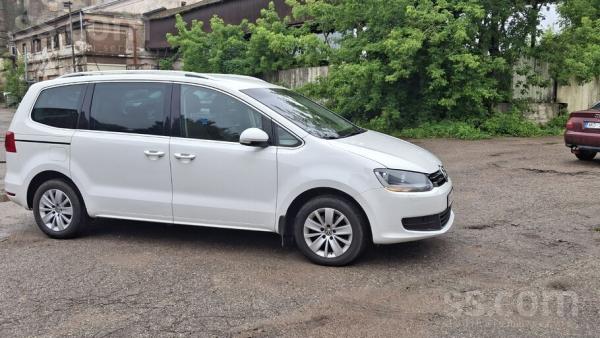 Balts Volkswagen Sharan 2011 Jelgava, ar dzinēja tilpumu 2.00 L un nobraukumu 269 tūkst. km par 7350 €, foto 7 vietnē AUTOMOTO.COM.LV