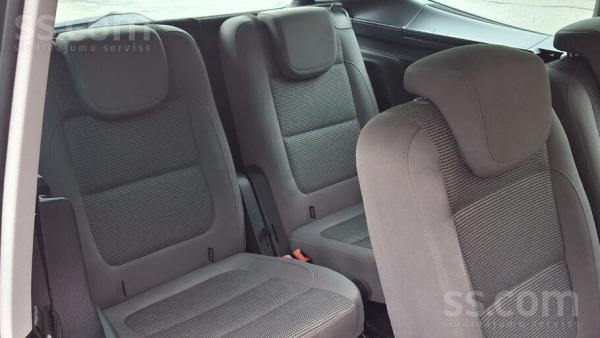 Balts Volkswagen Sharan 2011 Jelgava, ar dzinēja tilpumu 2.00 L un nobraukumu 269 tūkst. km par 7350 €, foto 10 vietnē AUTOMOTO.COM.LV