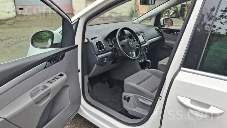 Balts Volkswagen Sharan 2011 Jelgava, ar dzinēja tilpumu 2.00 L un nobraukumu 269 tūkst. km par 7350 €, foto 12 vietnē AUTOMOTO.COM.LV
