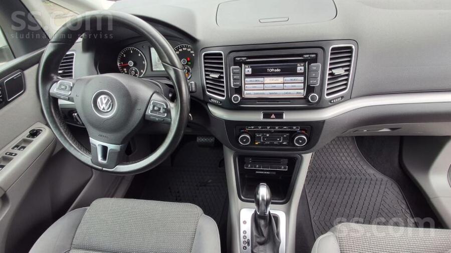 Balts Volkswagen Sharan 2011 Jelgava, ar dzinēja tilpumu 2.00 L un nobraukumu 269 tūkst. km par 7350 €, foto 13 vietnē AUTOMOTO.COM.LV