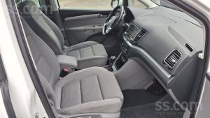 Balts Volkswagen Sharan 2011 Jelgava, ar dzinēja tilpumu 2.00 L un nobraukumu 269 tūkst. km par 7350 €, foto 14 vietnē AUTOMOTO.COM.LV