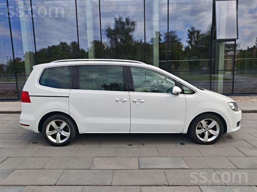 Balts Volkswagen Sharan 2011 Rīga, ar dzinēja tilpumu 2.00 L un nobraukumu 339 tūkst. km par 7000 €, foto 5 vietnē AUTOMOTO.COM.LV