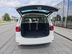 Balts Volkswagen Sharan 2011 Rīga, ar dzinēja tilpumu 2.00 L un nobraukumu 339 tūkst. km par 7000 €, foto 9 vietnē AUTOMOTO.COM.LV