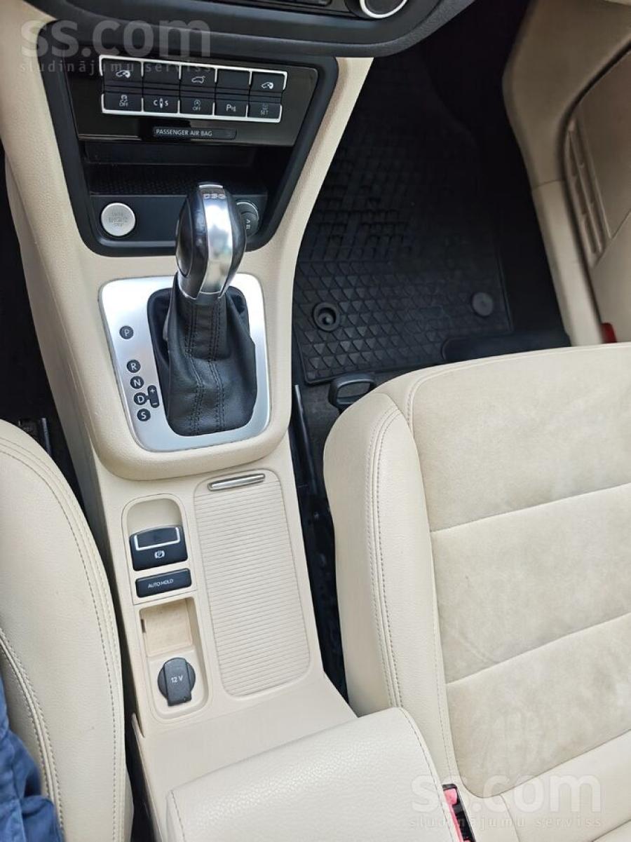 Balts Volkswagen Sharan 2011 Rīga, ar dzinēja tilpumu 2.00 L un nobraukumu 339 tūkst. km par 7000 €, foto 19 vietnē AUTOMOTO.COM.LV