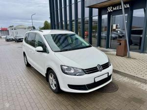 White Volkswagen Sharan 2011 in Kaunas, with an engine capacity of 1.97 L and mileage of 280 thousand km for 5500 €, photo 3 on AUTOMOTO.COM.LV