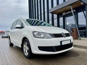 White Volkswagen Sharan 2011 in Kaunas, with an engine capacity of 1.97 L and mileage of 280 thousand km for 5500 €, photo 14 on AUTOMOTO.COM.LV