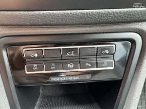 White Volkswagen Sharan 2011 in Kaunas, with an engine capacity of 2.00 L and mileage of 280 thousand km for 5300 €, photo 10 on AUTOMOTO.COM.LV