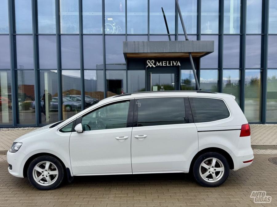 White Volkswagen Sharan 2011 in Kaunas, with an engine capacity of 2.00 L and mileage of 280 thousand km for 5300 €, photo 14 on AUTOMOTO.COM.LV