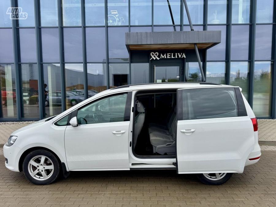White Volkswagen Sharan 2011 in Kaunas, with an engine capacity of 2.00 L and mileage of 280 thousand km for 5300 €, photo 15 on AUTOMOTO.COM.LV