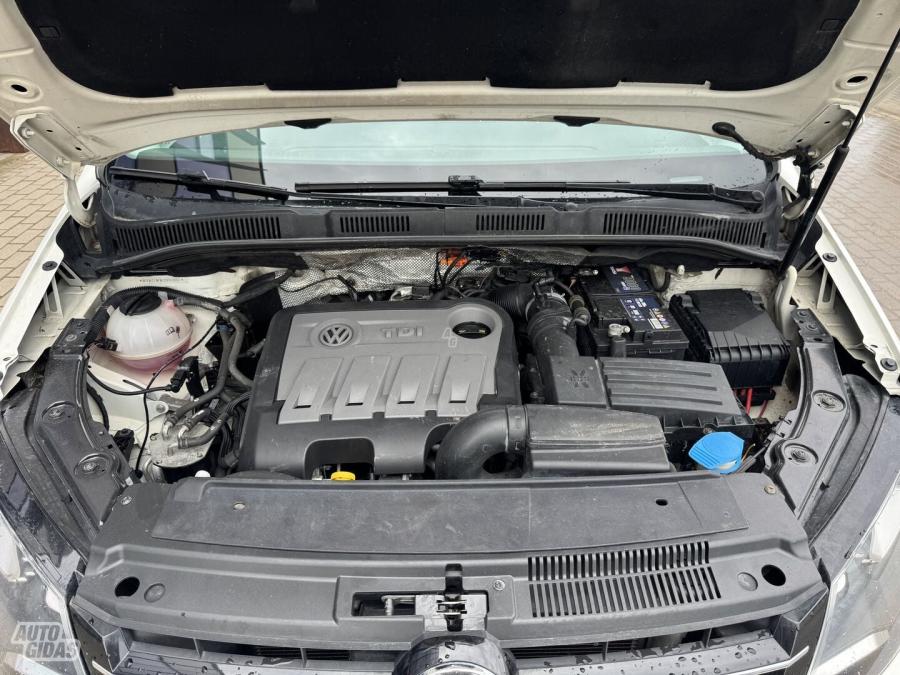 White Volkswagen Sharan 2011 in Kaunas, with an engine capacity of 2.00 L and mileage of 280 thousand km for 5300 €, photo 23 on AUTOMOTO.COM.LV