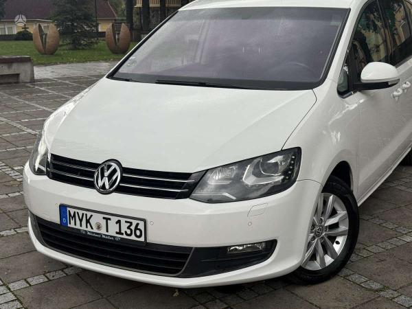 White Volkswagen Sharan 2011 in Kaunas, with an engine capacity of 2.00 L and mileage of 261 thousand km for 6700 €, photo 5 on AUTOMOTO.COM.LV
