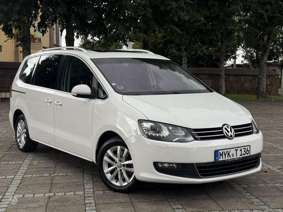 White Volkswagen Sharan 2011 in Kaunas, with an engine capacity of 2.00 L and mileage of 261 thousand km for 6700 €, photo 6 on AUTOMOTO.COM.LV