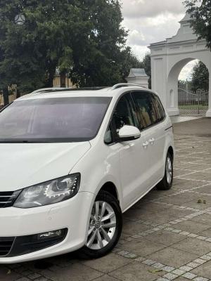 White Volkswagen Sharan 2011 in Kaunas, with an engine capacity of 2.00 L and mileage of 261 thousand km for 6700 €, photo 15 on AUTOMOTO.COM.LV
