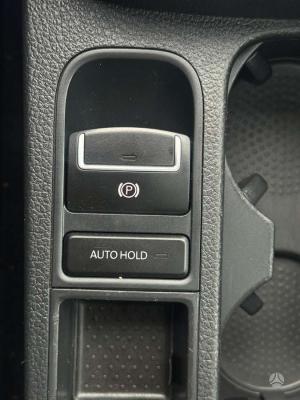 White Volkswagen Sharan 2011 in Kaunas, with an engine capacity of 2.00 L and mileage of 261 thousand km for 6700 €, photo 26 on AUTOMOTO.COM.LV