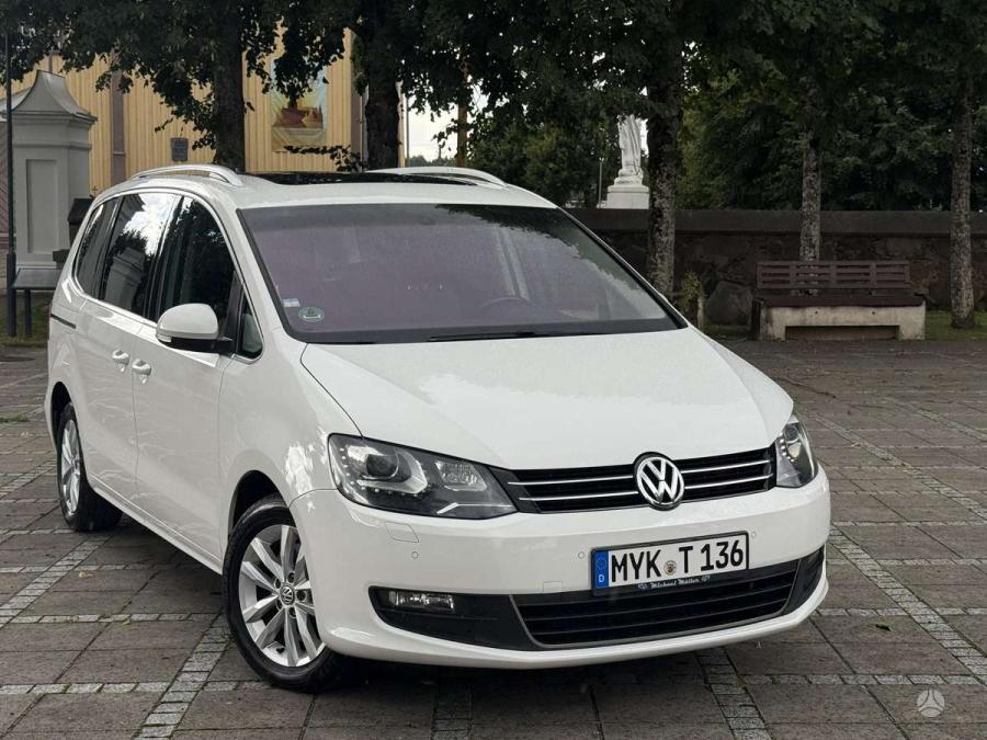 White Volkswagen Sharan 2011 in Kaunas, with an engine capacity of 2.00 L and mileage of 261 thousand km for 6700 €, photo 40 on AUTOMOTO.COM.LV