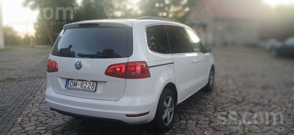 Balts Volkswagen Sharan 2012 Jēkabpils, ar dzinēja tilpumu 2.00 L un nobraukumu 438 tūkst. km par 5250 €, foto 5 vietnē AUTOMOTO.COM.LV