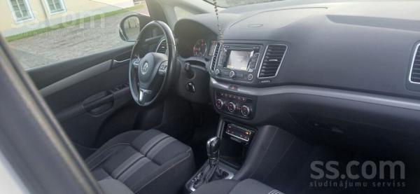 Balts Volkswagen Sharan 2012 Jēkabpils, ar dzinēja tilpumu 2.00 L un nobraukumu 438 tūkst. km par 5250 €, foto 8 vietnē AUTOMOTO.COM.LV