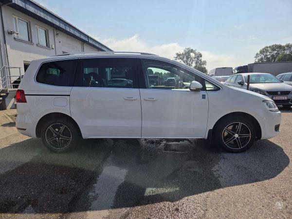 Balts Volkswagen Sharan 2012 Marijampole, ar dzinēja tilpumu 1.97 L un nobraukumu 332 tūkst. km par 6599 €, foto 4 vietnē AUTOMOTO.COM.LV