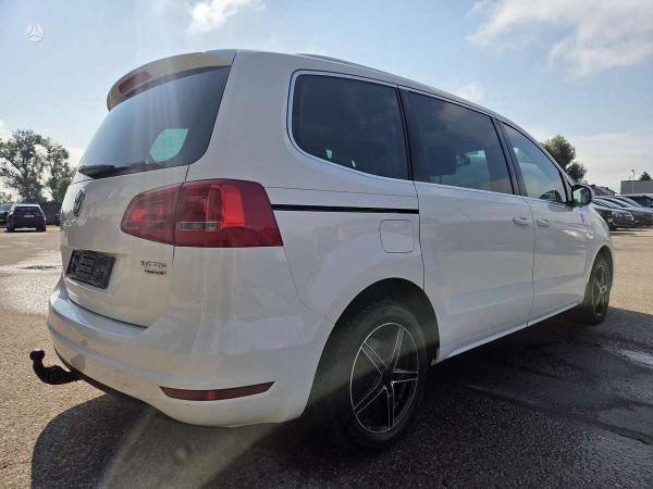 Balts Volkswagen Sharan 2012 Marijampole, ar dzinēja tilpumu 1.97 L un nobraukumu 332 tūkst. km par 6599 €, foto 5 vietnē AUTOMOTO.COM.LV