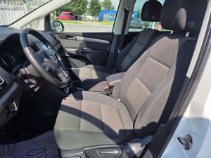 Balts Volkswagen Sharan 2012 Marijampole, ar dzinēja tilpumu 1.97 L un nobraukumu 332 tūkst. km par 6599 €, foto 12 vietnē AUTOMOTO.COM.LV