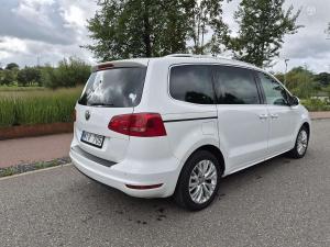 White Volkswagen Sharan 2012 in Trakai, with an engine capacity of 1.97 L and mileage of 368 thousand km for 5200 €, photo 6 on AUTOMOTO.COM.LV