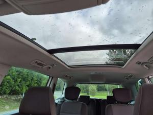 White Volkswagen Sharan 2012 in Trakai, with an engine capacity of 1.97 L and mileage of 368 thousand km for 5200 €, photo 20 on AUTOMOTO.COM.LV