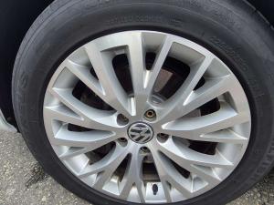 White Volkswagen Sharan 2012 in Trakai, with an engine capacity of 1.97 L and mileage of 368 thousand km for 5200 €, photo 24 on AUTOMOTO.COM.LV