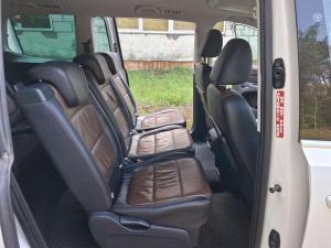 White Volkswagen Sharan 2012 in Alytus, with an engine capacity of 1.97 L and mileage of 401 thousand km for 6100 €, photo 14 on AUTOMOTO.COM.LV