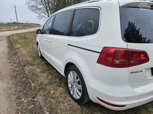 White Volkswagen Sharan 2013 in Kaisiadorys, with an engine capacity of 2.00 L and mileage of 290 thousand km for 7500 €, photo 16 on AUTOMOTO.COM.LV