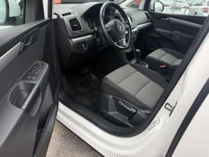 Balts Volkswagen Sharan 2013 Viļņa, ar dzinēja tilpumu 1.97 L un nobraukumu 303 tūkst. km par 7250 €, foto 10 vietnē AUTOMOTO.COM.LV