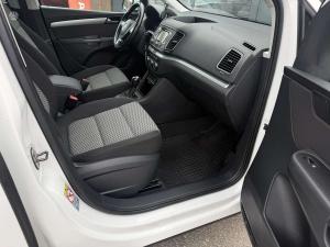 Balts Volkswagen Sharan 2013 Viļņa, ar dzinēja tilpumu 1.97 L un nobraukumu 303 tūkst. km par 7250 €, foto 16 vietnē AUTOMOTO.COM.LV