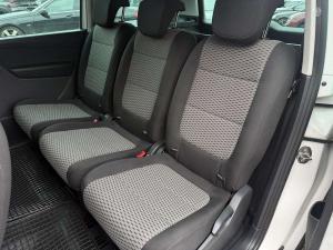 Balts Volkswagen Sharan 2013 Viļņa, ar dzinēja tilpumu 1.97 L un nobraukumu 303 tūkst. km par 7250 €, foto 23 vietnē AUTOMOTO.COM.LV