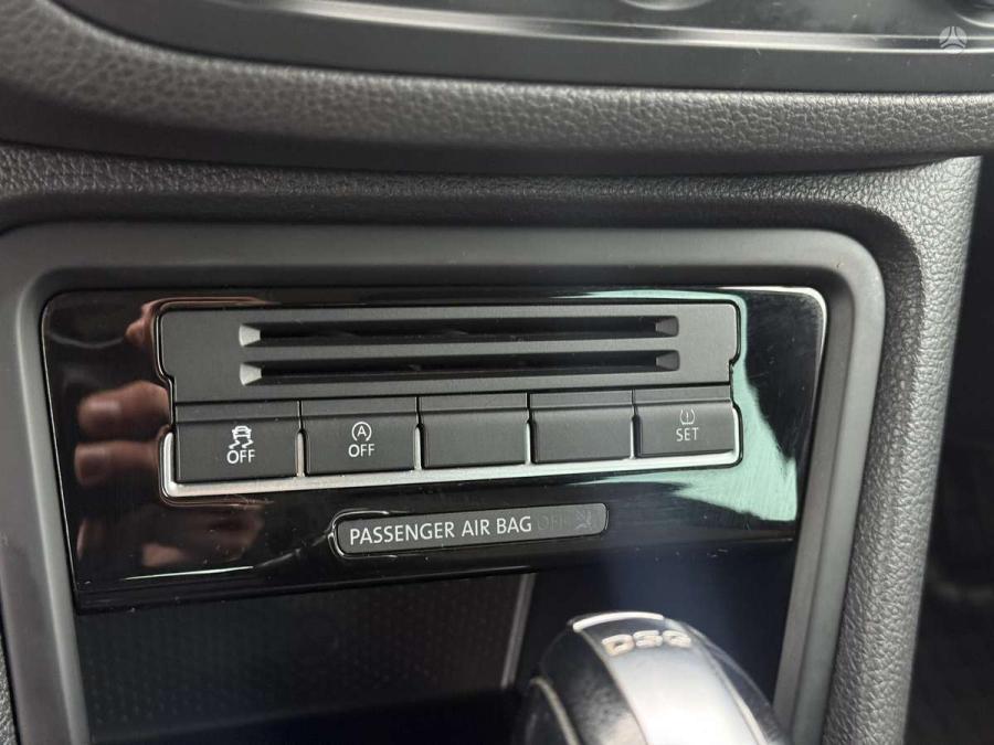 Balts Volkswagen Sharan 2013 Viļņa, ar dzinēja tilpumu 1.97 L un nobraukumu 303 tūkst. km par 7250 €, foto 25 vietnē AUTOMOTO.COM.LV
