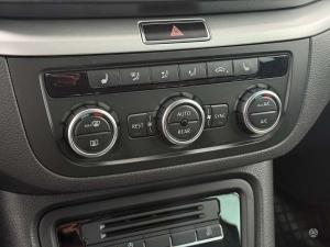 Balts Volkswagen Sharan 2013 Viļņa, ar dzinēja tilpumu 1.97 L un nobraukumu 303 tūkst. km par 7250 €, foto 26 vietnē AUTOMOTO.COM.LV