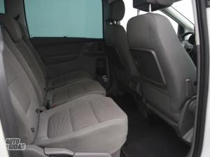 White Volkswagen Sharan 2015 in Vilnius, with an engine capacity of 2.00 L and mileage of 273 thousand km for 12499 €, photo 15 on AUTOMOTO.COM.LV