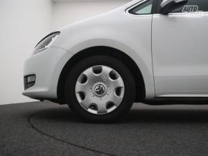 White Volkswagen Sharan 2015 in Vilnius, with an engine capacity of 2.00 L and mileage of 273 thousand km for 12499 €, photo 28 on AUTOMOTO.COM.LV