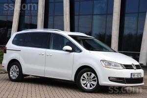 White Volkswagen Sharan 2016 in Tukums, with an engine capacity of 2.00 L and mileage of 257 thousand km for 10990 €, photo 5 on AUTOMOTO.COM.LV