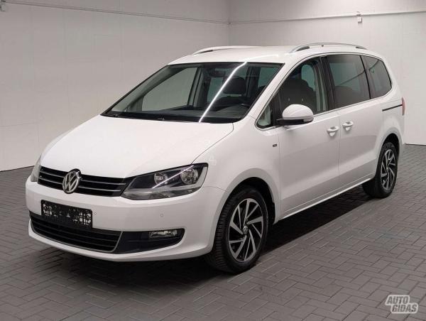 Balts Volkswagen Sharan 2018 Kauņa, ar dzinēja tilpumu 1.40 L un nobraukumu 98 tūkst. km par 21864 €, foto 1 vietnē AUTOMOTO.COM.LV