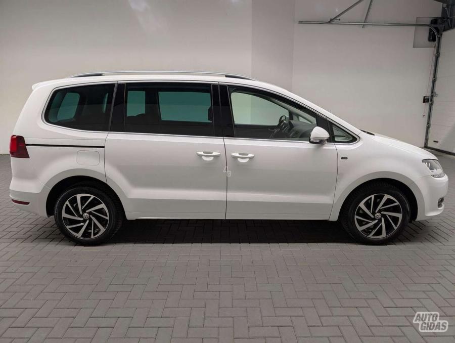 Balts Volkswagen Sharan 2018 Kauņa, ar dzinēja tilpumu 1.40 L un nobraukumu 98 tūkst. km par 21864 €, foto 5 vietnē AUTOMOTO.COM.LV