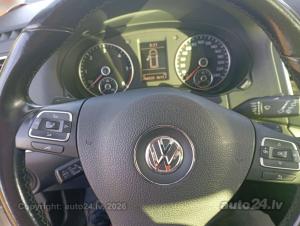 White Volkswagen Sharan 2012 in Tartu, with an engine capacity of 2.00 L and mileage of 267 thousand km for 7000 €, photo 8 on AUTOMOTO.COM.LV