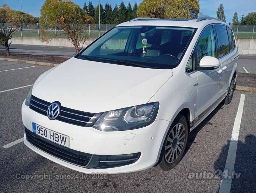 White Volkswagen Sharan 2012 in Tartu, with an engine capacity of 2.00 L and mileage of 267 thousand km for 7000 €, photo 11 on AUTOMOTO.COM.LV