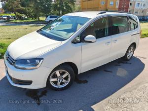 White Volkswagen Sharan 2013 in Tartu, with an engine capacity of 2.00 L and mileage of 305 thousand km for 6990 €, photo  on AUTOMOTO.COM.LV
